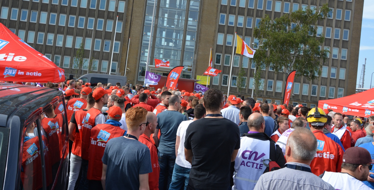 Dutch union threatens strike action at Shell over failure to agree new ...