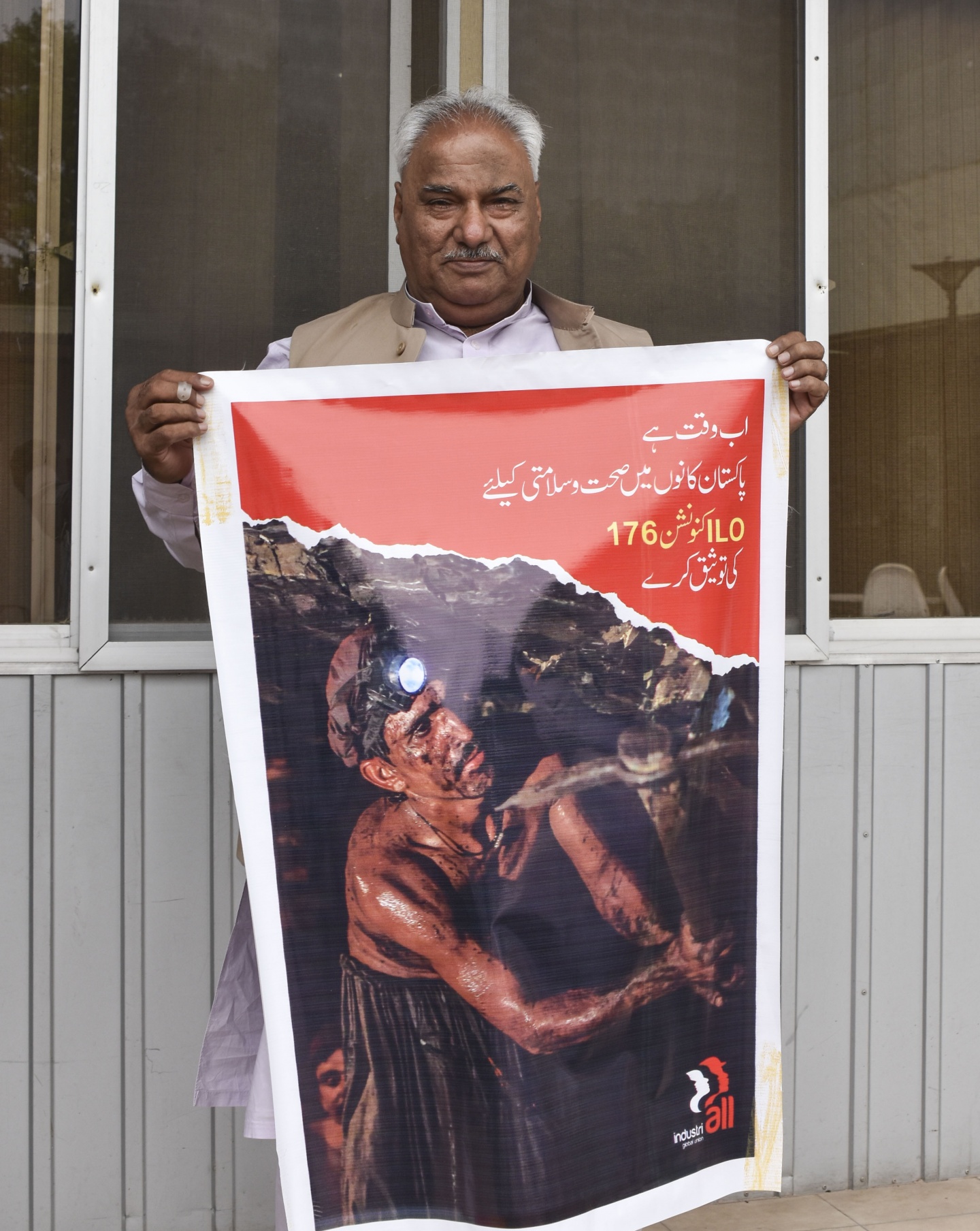 IndustriALL launches campaign for health and safety in Pakistan mines ...