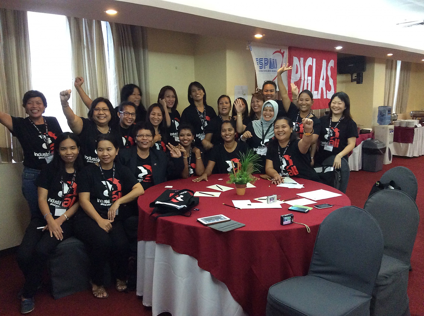 Mujeres establecen red subregional para promover ratificación del Convenio 183 de la OIT ...