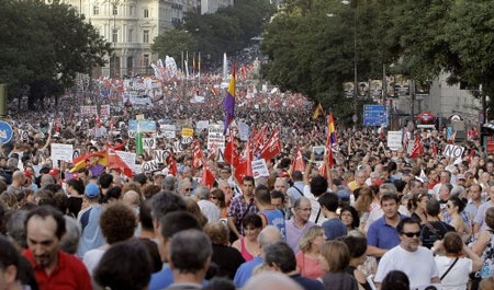 Spanish unions lead workers in protest against austerity | IndustriALL